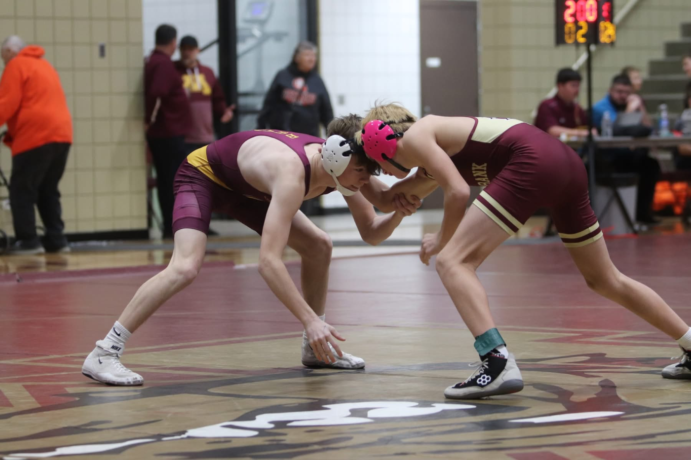 Bulldogs Wrestle in Big Stone Therapies Border Battle | The Valley Express