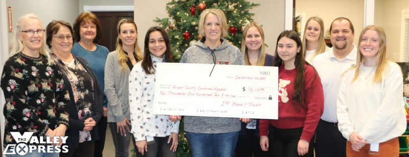 1st Bank & Trust Donates Over $10,000 to Combined Appeal | The Valley ...